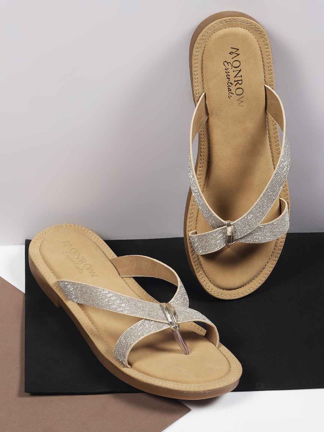 Tanis Gold Flats – Monrow Shoes